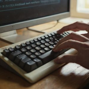 A Guide to Binary Code for Beginners - The Curious Report